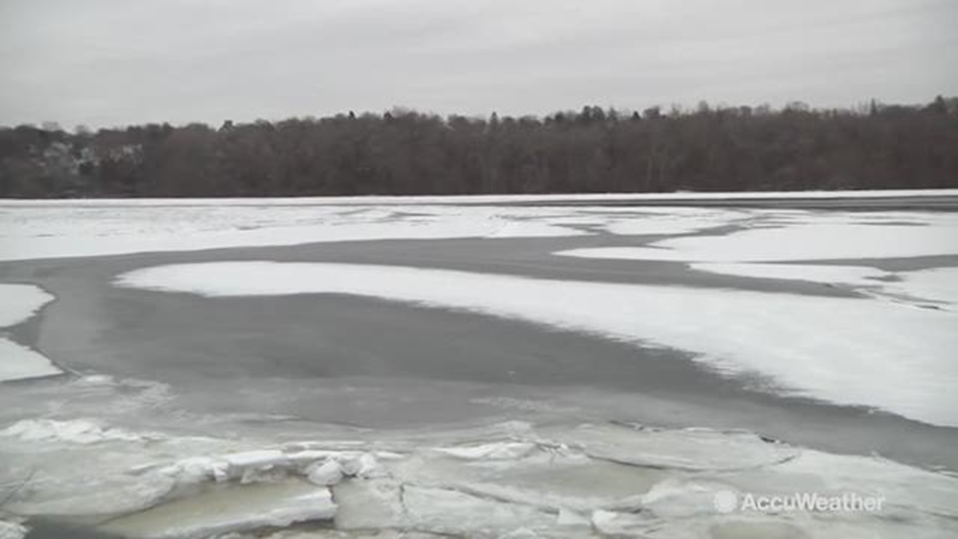 Hudson River is almost completely frozen over | newscentermaine.com