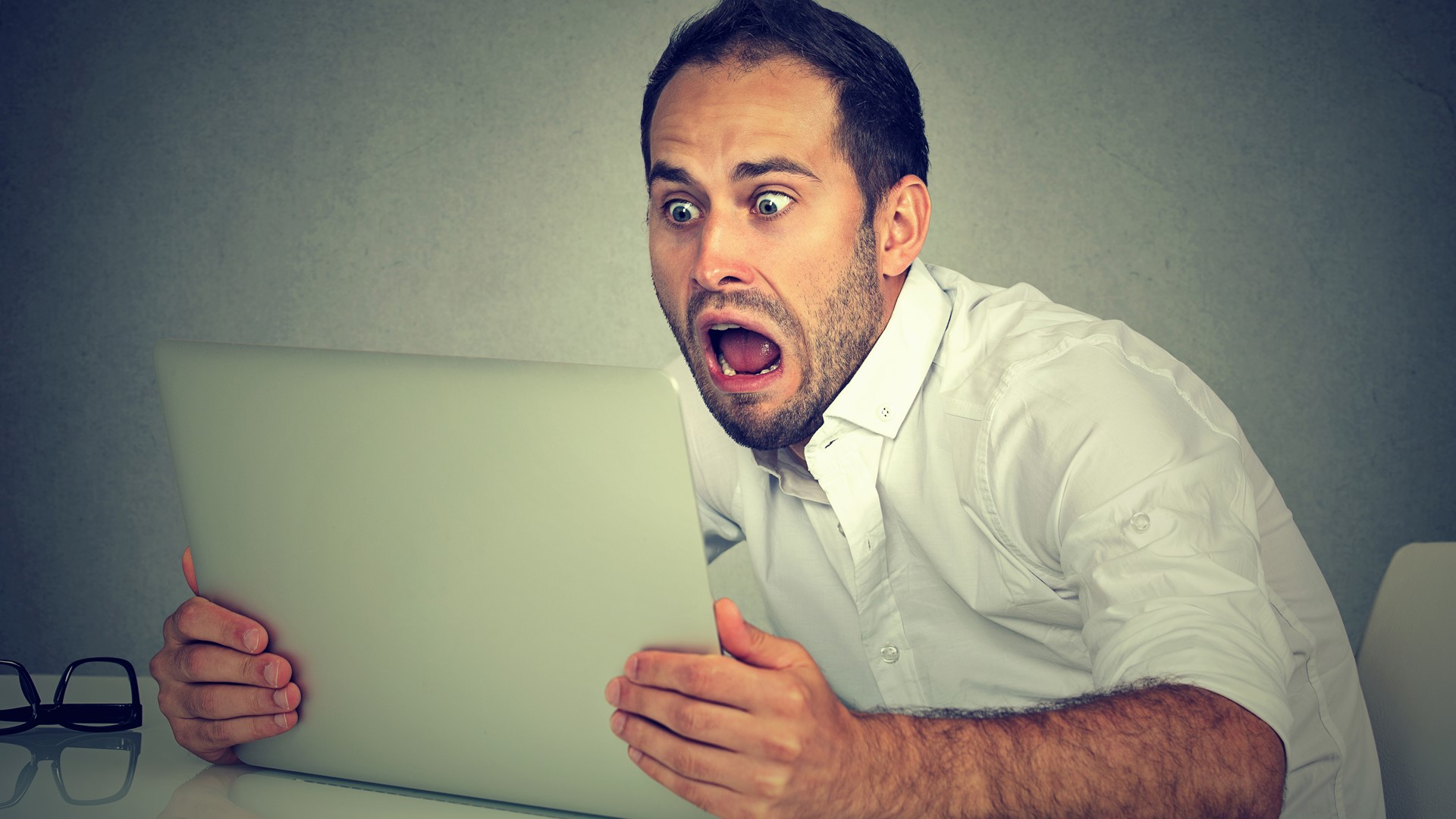 Facebook outage: Great reactions we can all relate to | newscentermaine.com