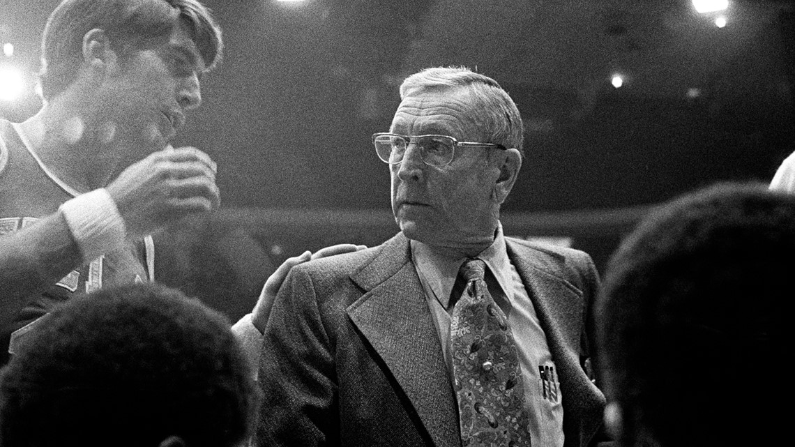 Former basketball star Greg Lee dies at 70 | newscentermaine.com