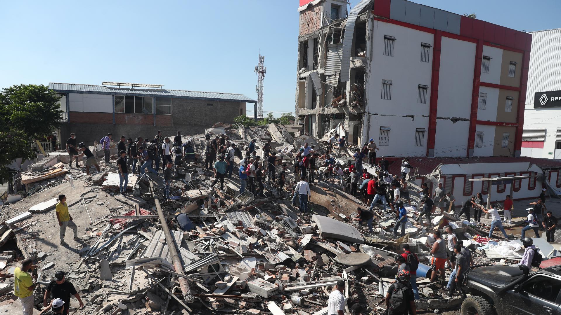 Thousands still missing in Colombia after 7.4 magnitude earthquake ...