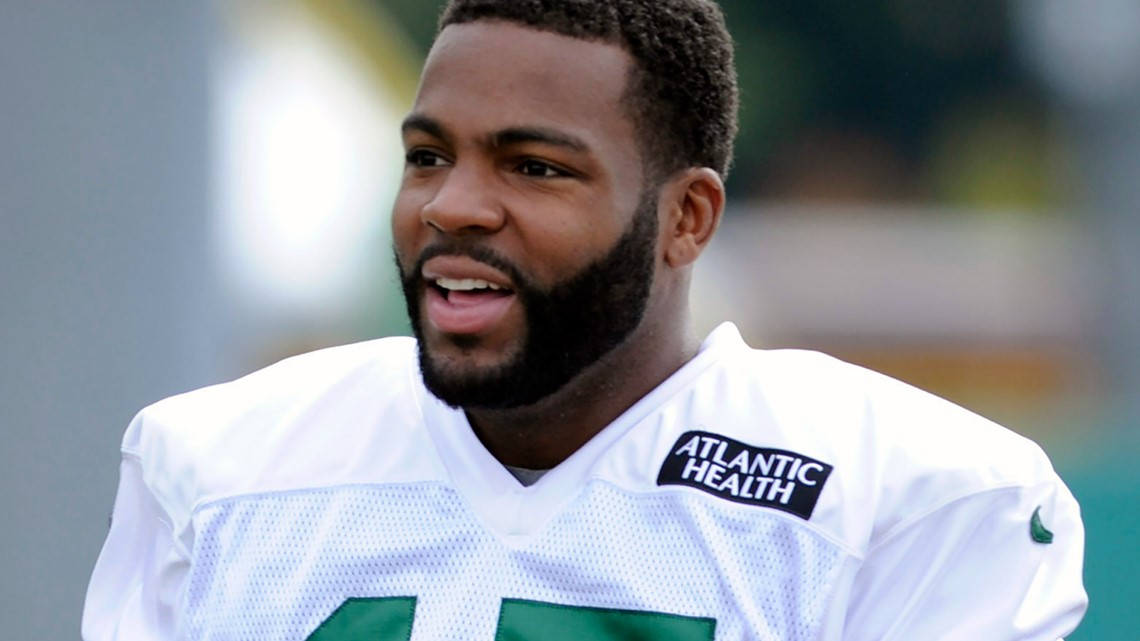 Police: Former NFL player Braylon Edwards saved man's life ...