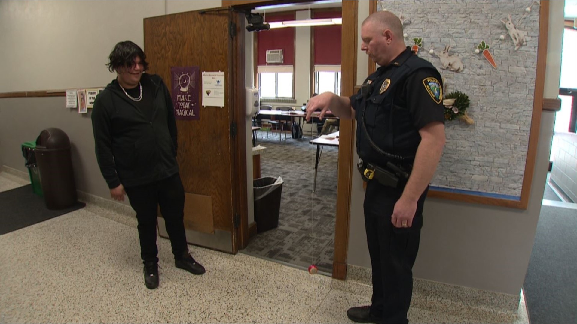 Tutu-wearing school officer uses humor to connect with students ...