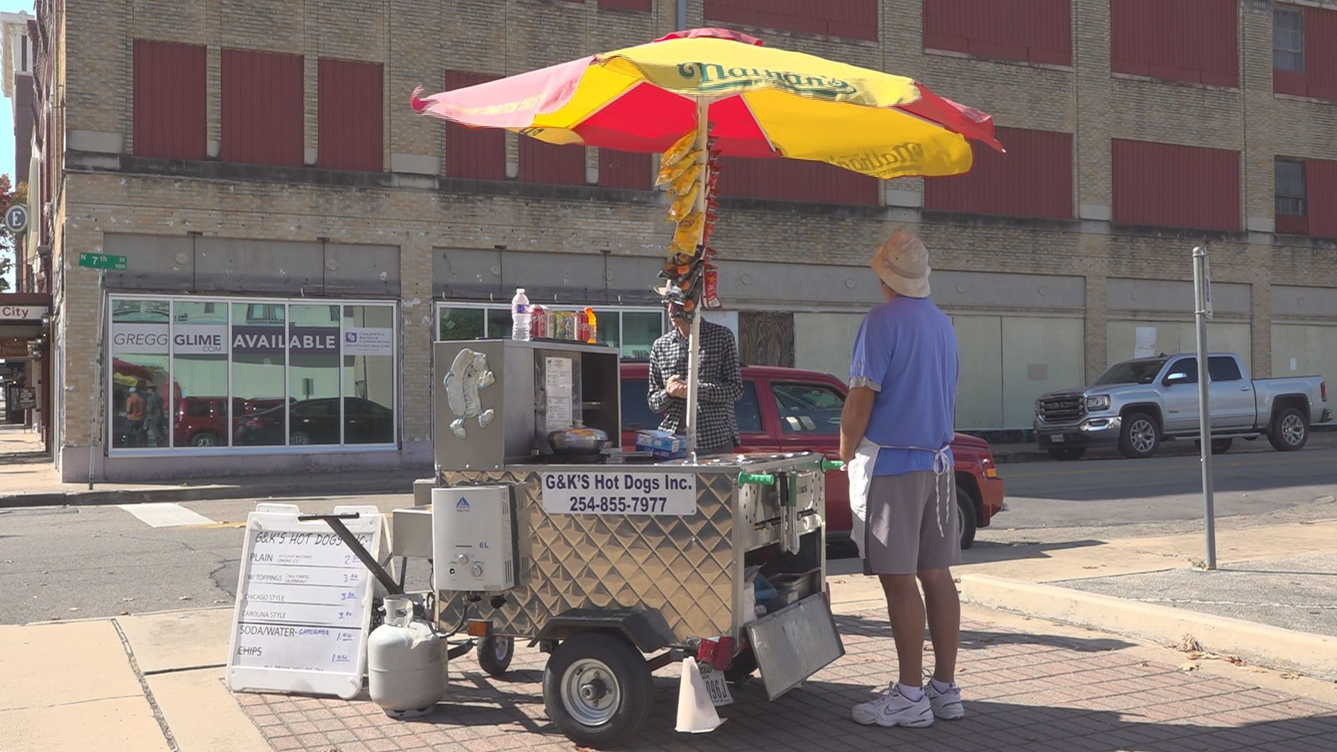 Keep Central Texas Working | G&K's Hotdogs | newscentermaine.com