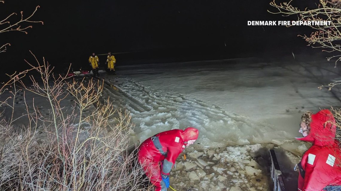 Denmark Fire Department makes ice rescue | newscentermaine.com