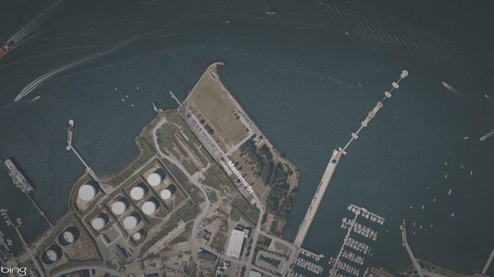 Two arrested for alleged assault, robbery at South Portland's Bug Light ...