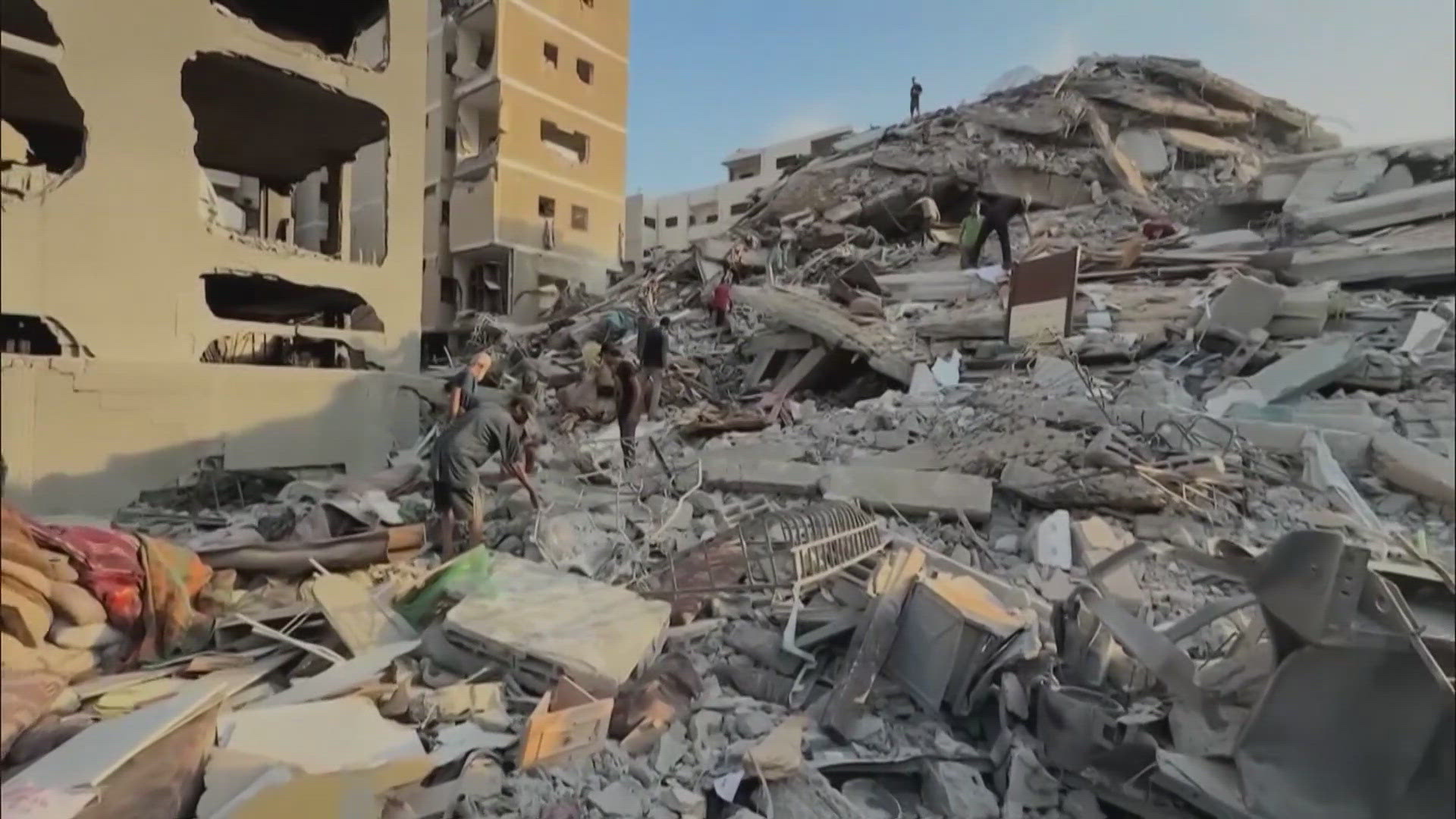 Israeli military begins its ground offensive in Gaza City ...