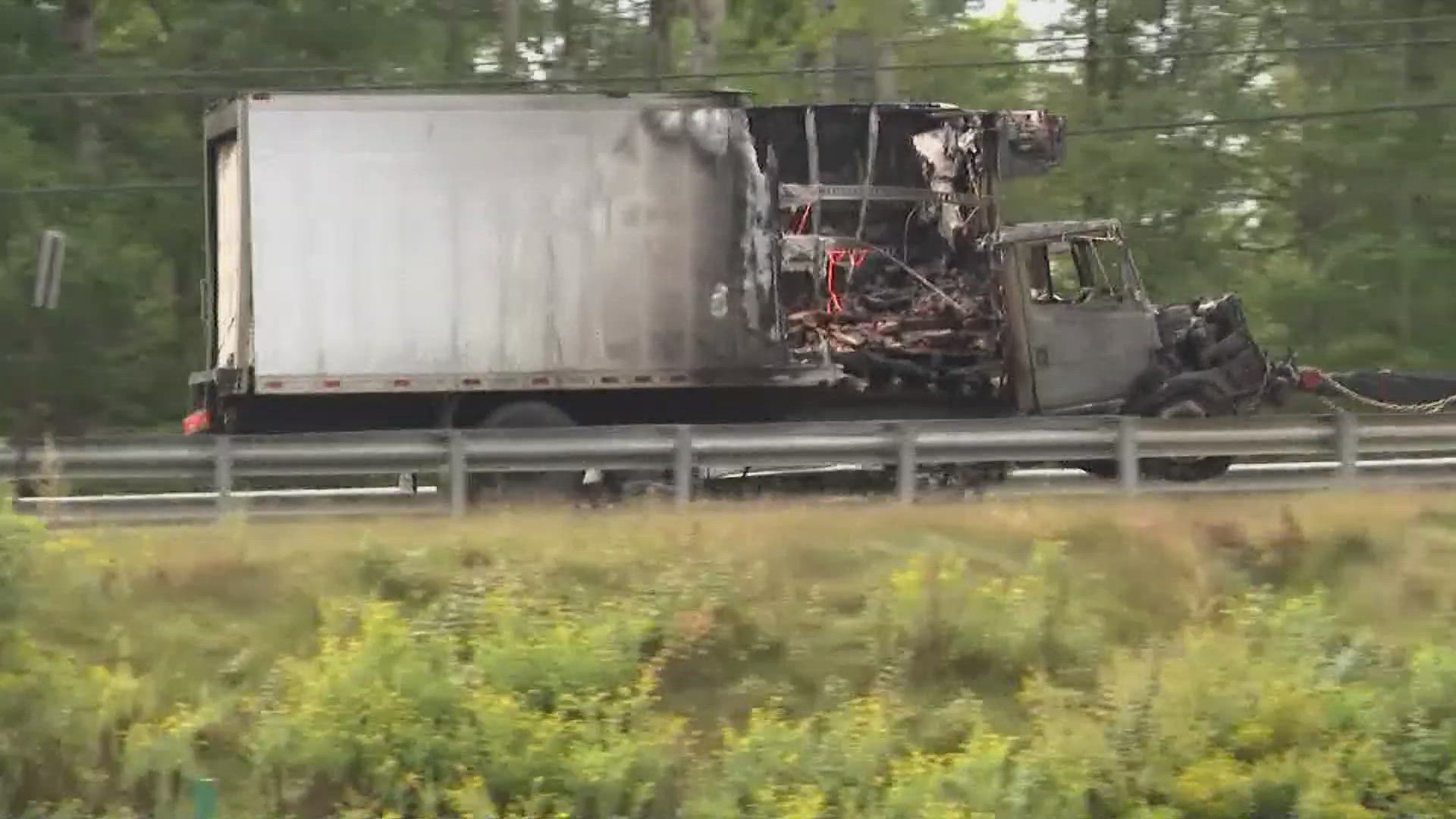 Interstate 95 crash blocks northbound lane between Wells and Kennebunk ...