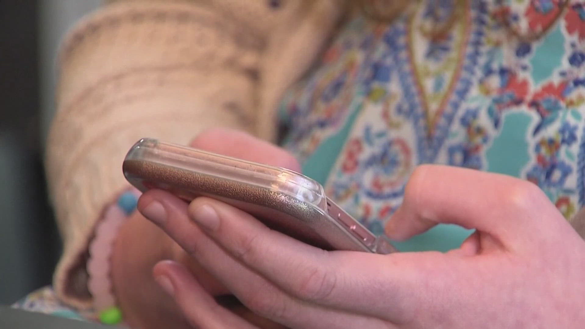 Westbrook program helps parents guard against online predators ...