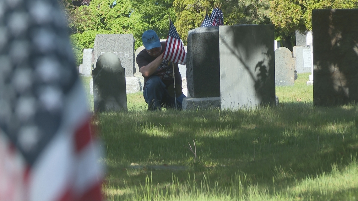 Memorial Day: Flags planted at veterans' graves in South Portland ...