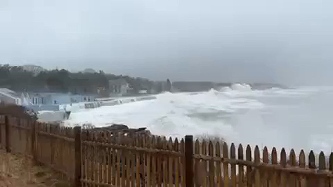 Prouts Neck waves | newscentermaine.com