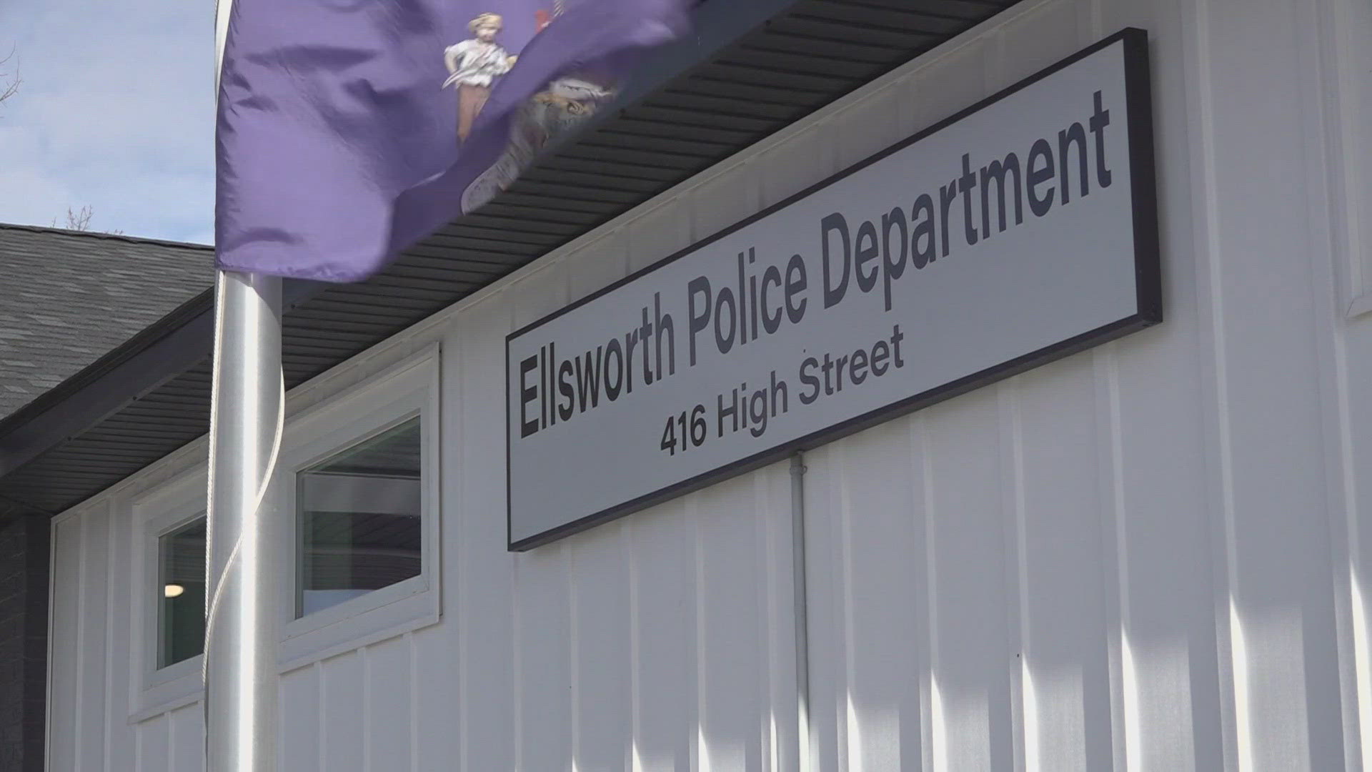 Ellsworth police add social worker to team | newscentermaine.com