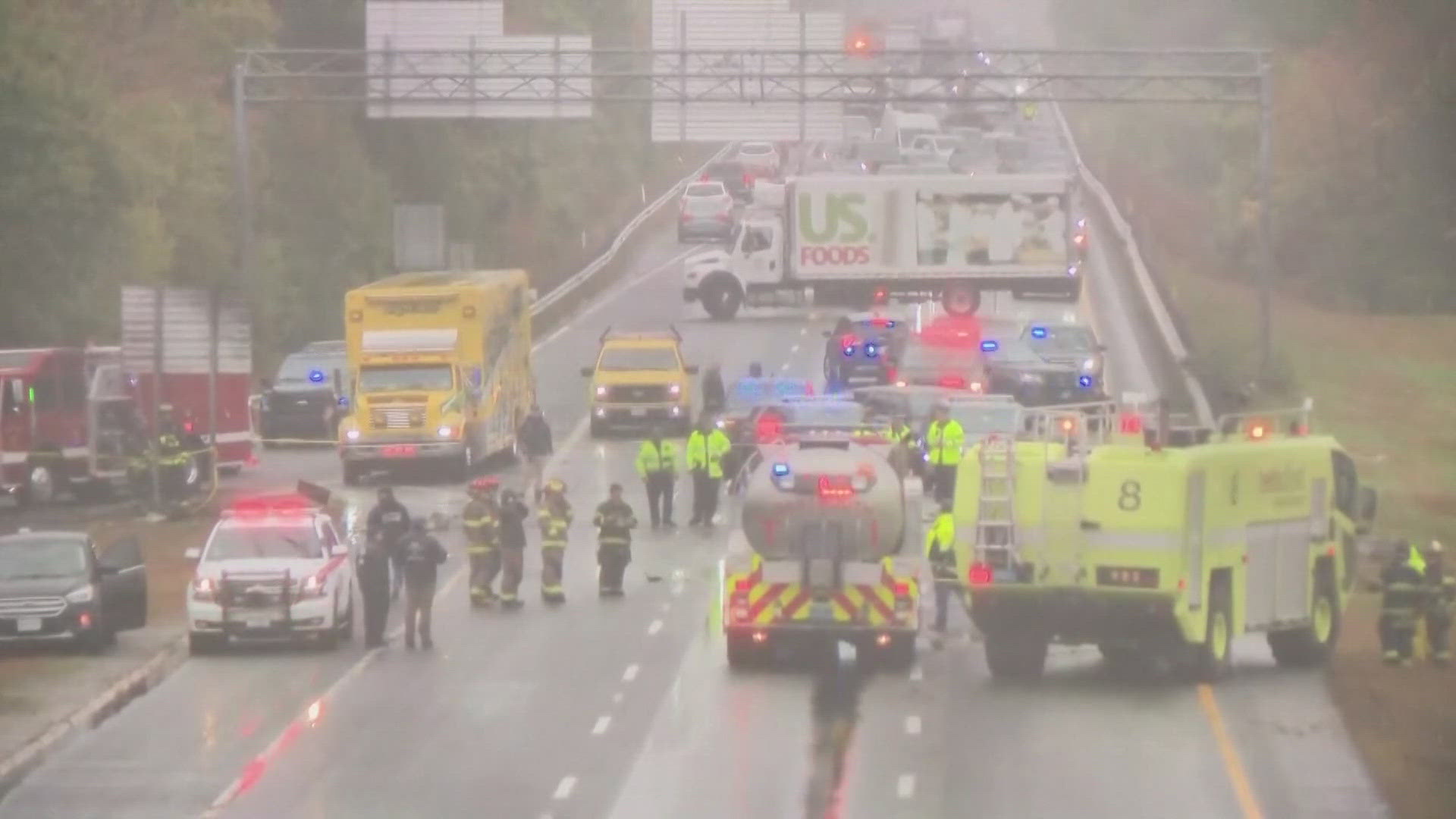 Two people on small plane died after crashing on Massachusetts highway ...