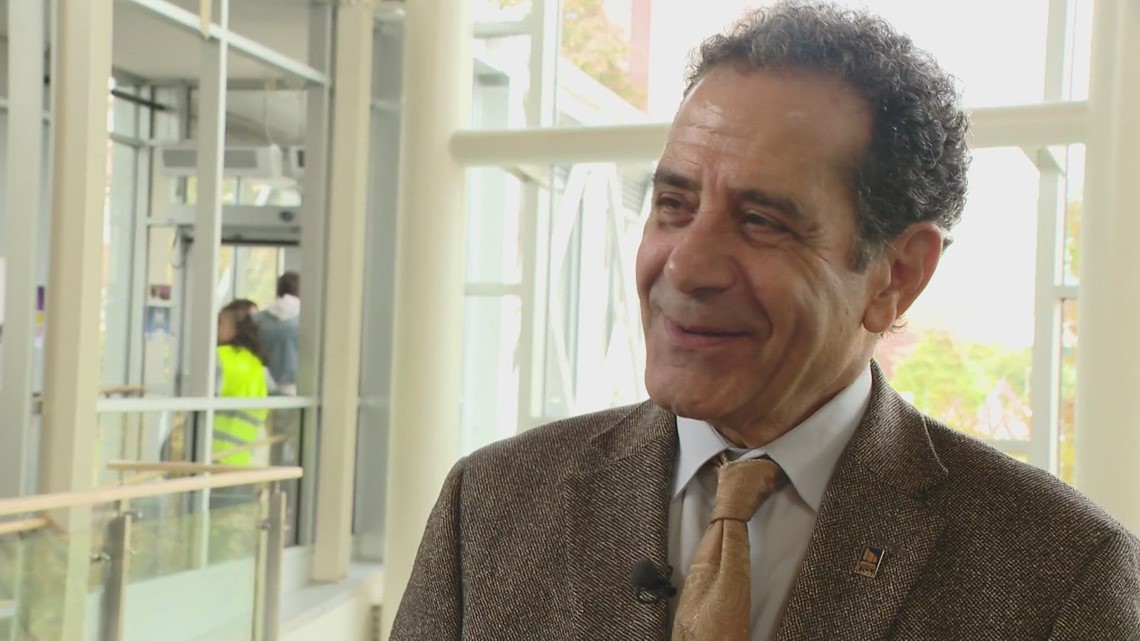 Tony Shalhoub's road to success began on a college theatre stage ...