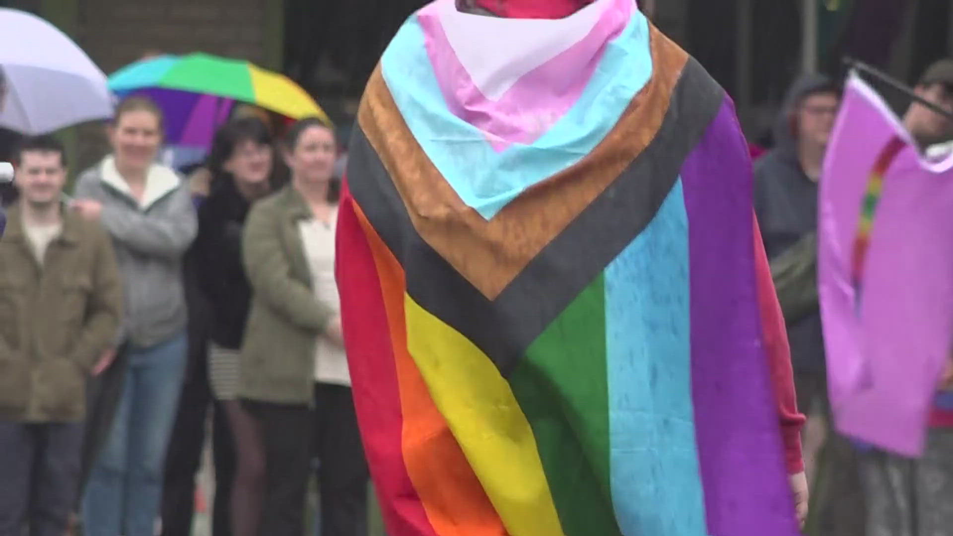 Muhammad Ali statue unveiled in Lewiston after 60 years ...