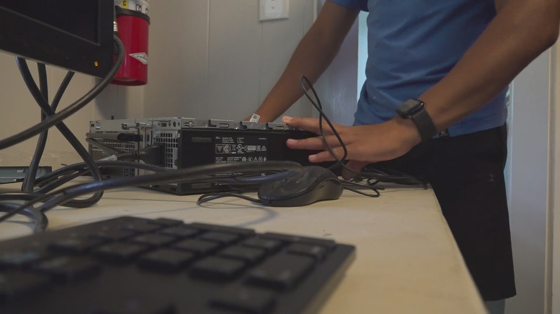 Tech-share program in central Maine teaches kids to build computers ...