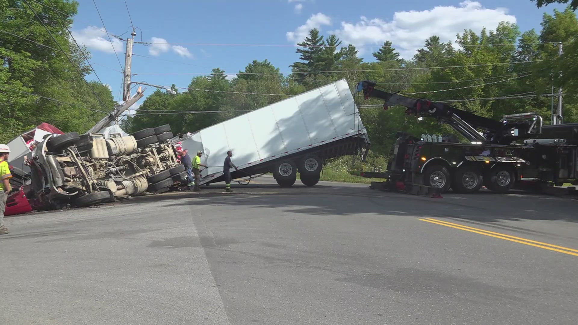 Stetson crash closes intersection at Lapointe Road, Merrill Road up to ...