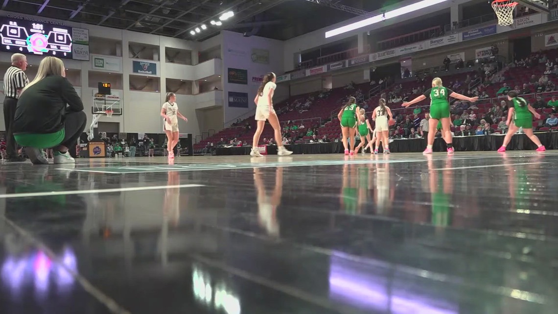Live update from the Maine High School basketball tournament ...