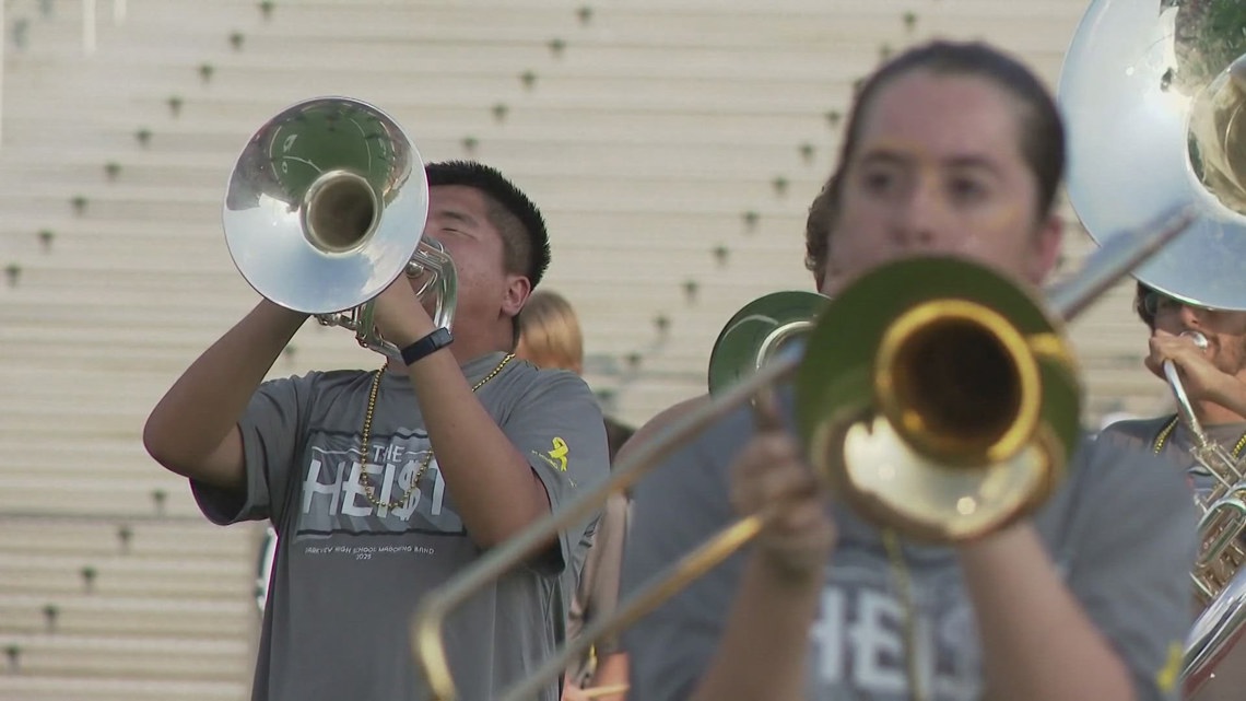Blind student shines in marching band | newscentermaine.com