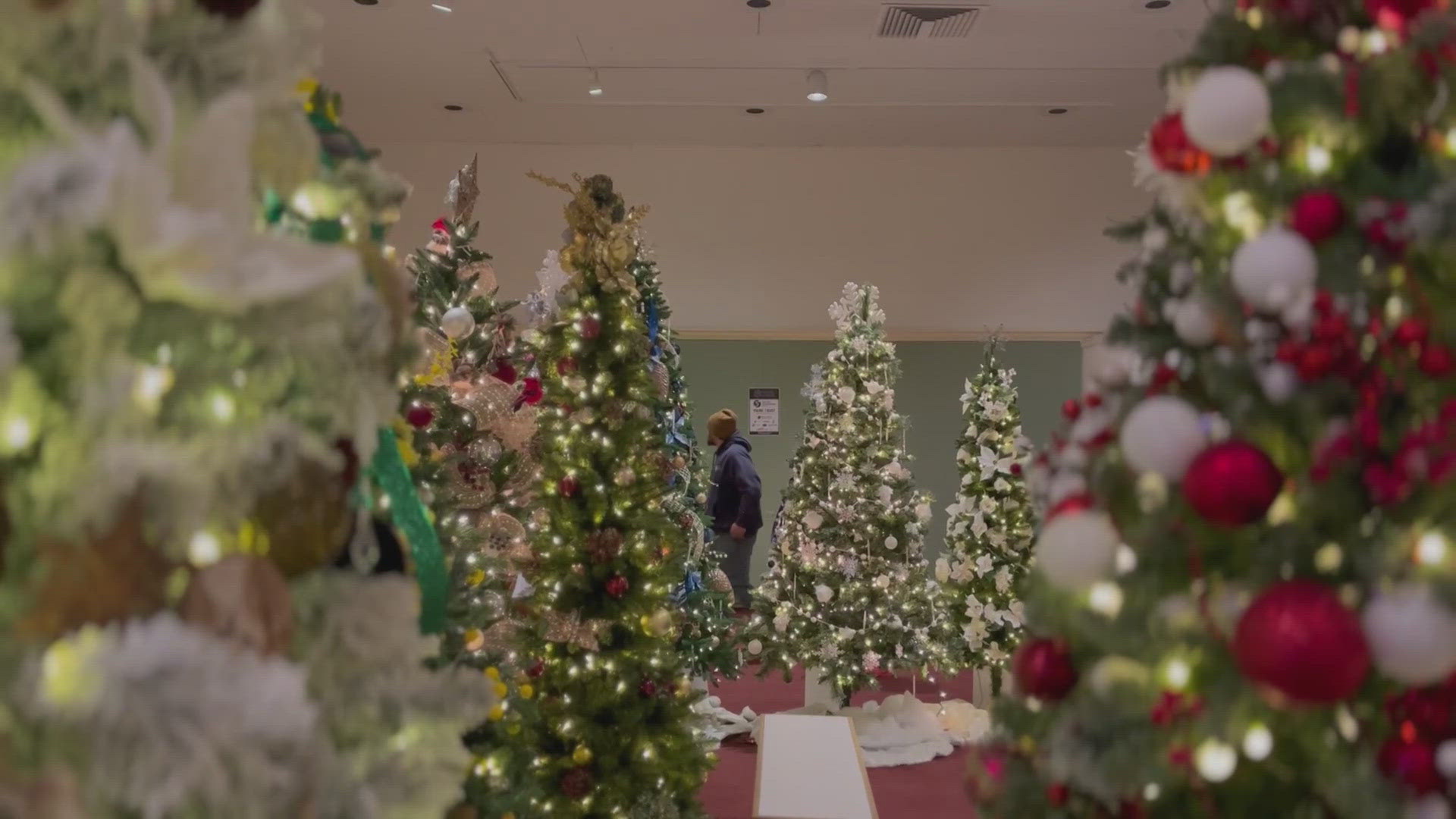 Christmas 2025: What's open, closed on Dec. 25? | newscentermaine.com