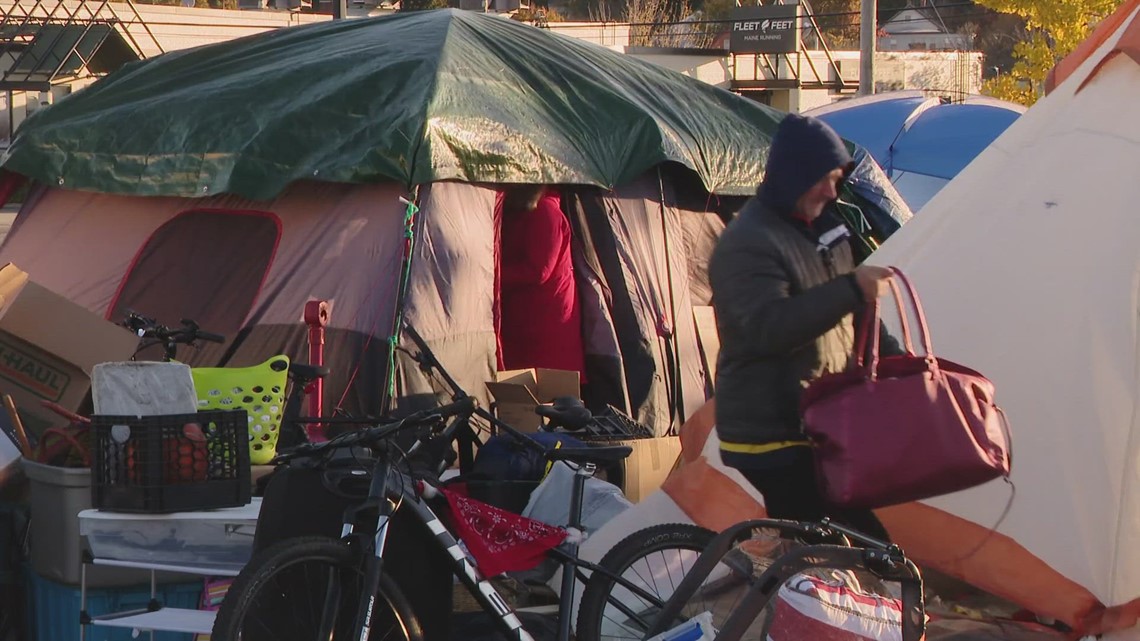 Marginal Way homeless encampment cleared in Portland | newscentermaine.com