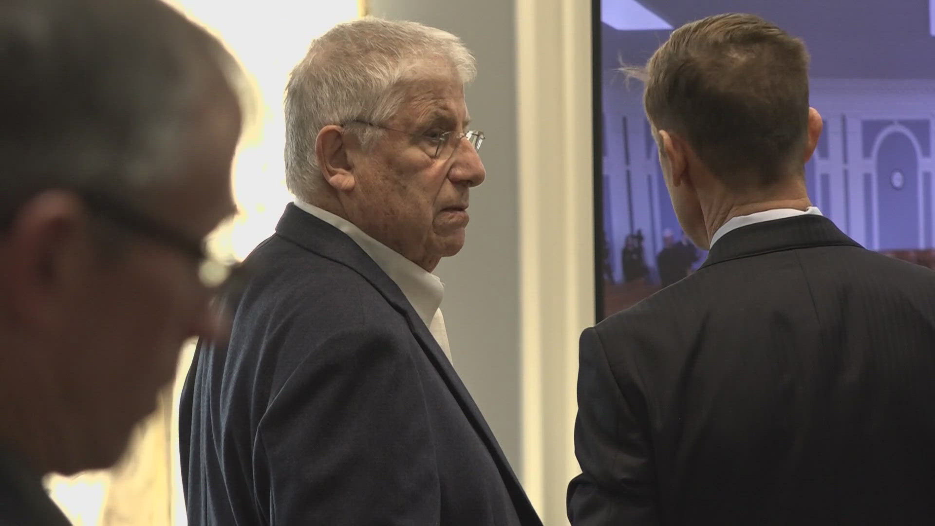 Author Colleen Hoover reveals she is undergoing cancer treatment ...