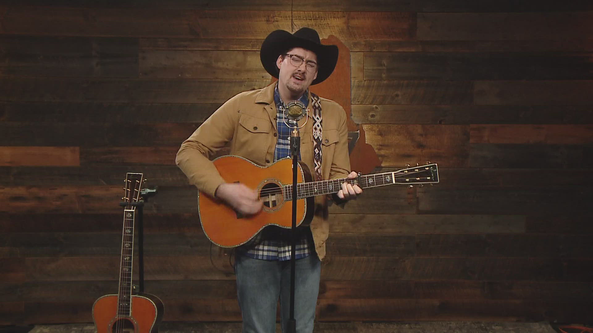 Maine musician Thomas Charles Clukey joins us in the 207 studio ...