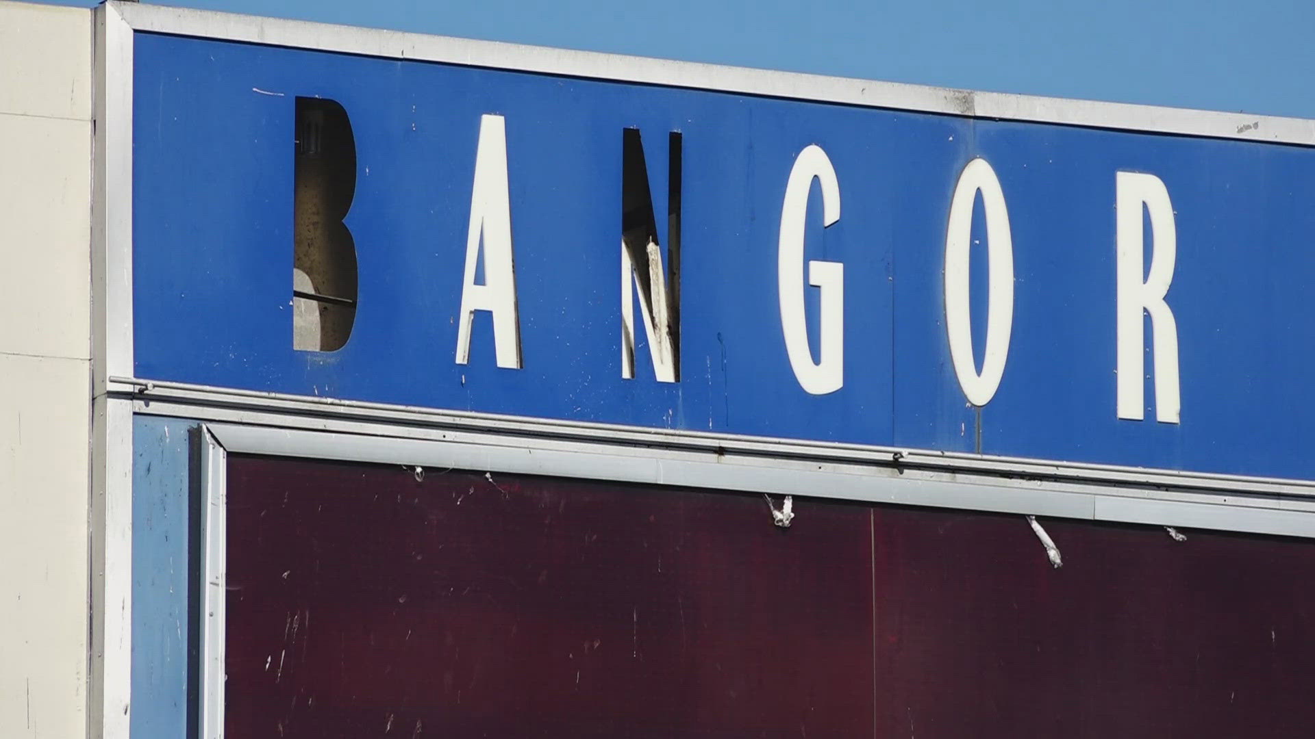 Judge orders Bangor Mall owners to draft plans for repairs ...