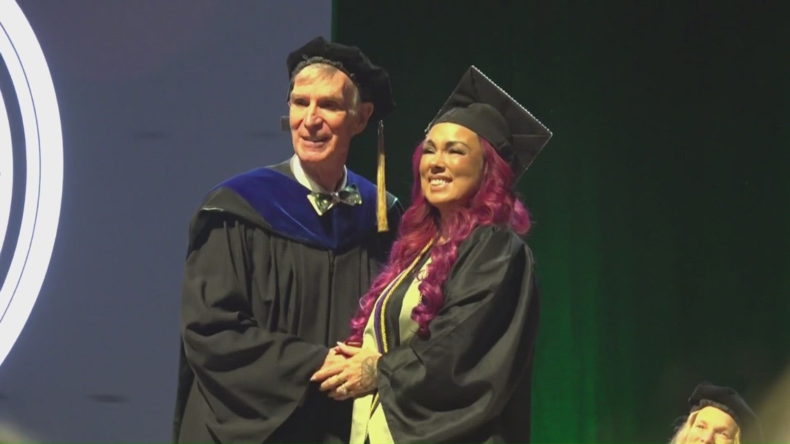 Bill Nye addresses Unity Environmental University graduates in Portland ...