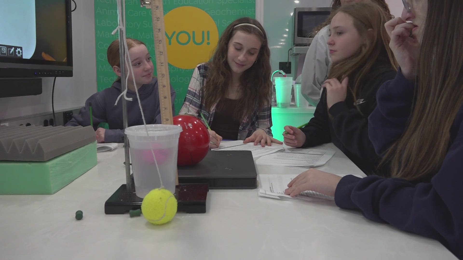 Maine Mobile BIOLAB educates students through interactive STEM lessons ...