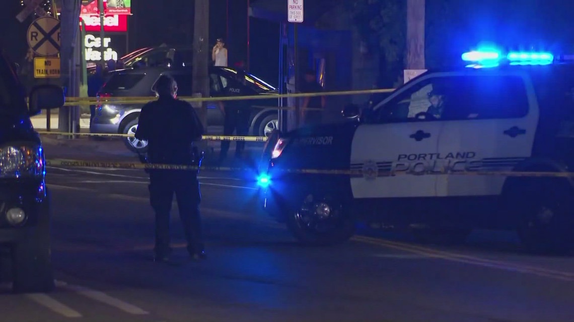Police: Several injured at scene of reported shooting in Portland ...
