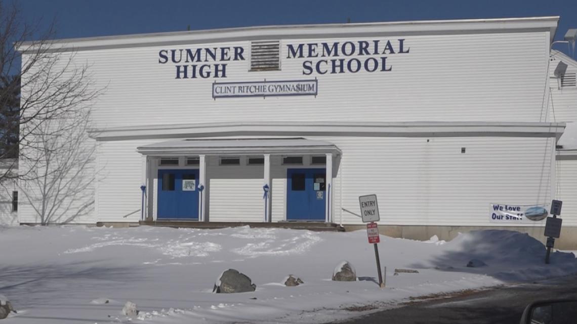 Sumner High School in Sullivan mourns the death of two students and one ...