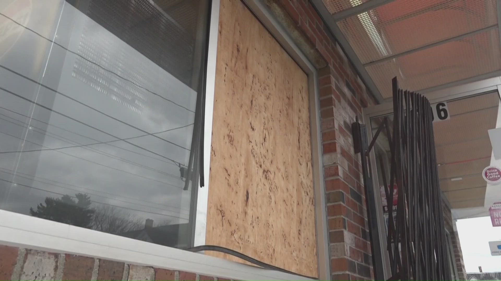 Local Portland business receives community support after break-in ...