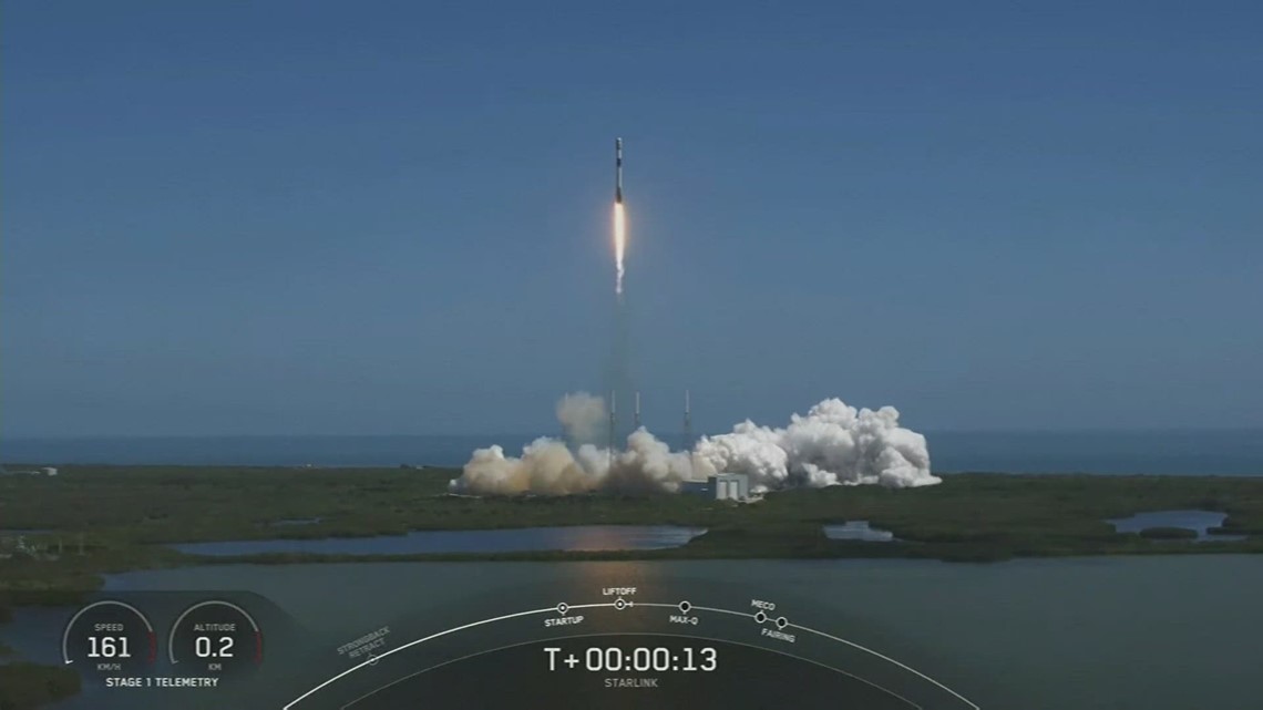 SpaceX launces Falcon 9 rocket, carrying 56 Starlink satellites into ...