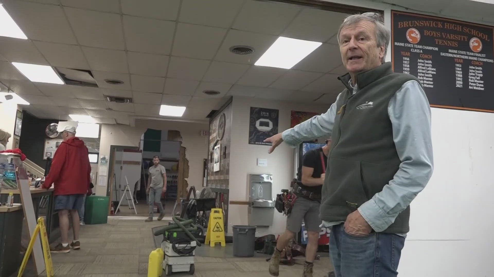 Brunswick tennis club repairs after car crash | newscentermaine.com