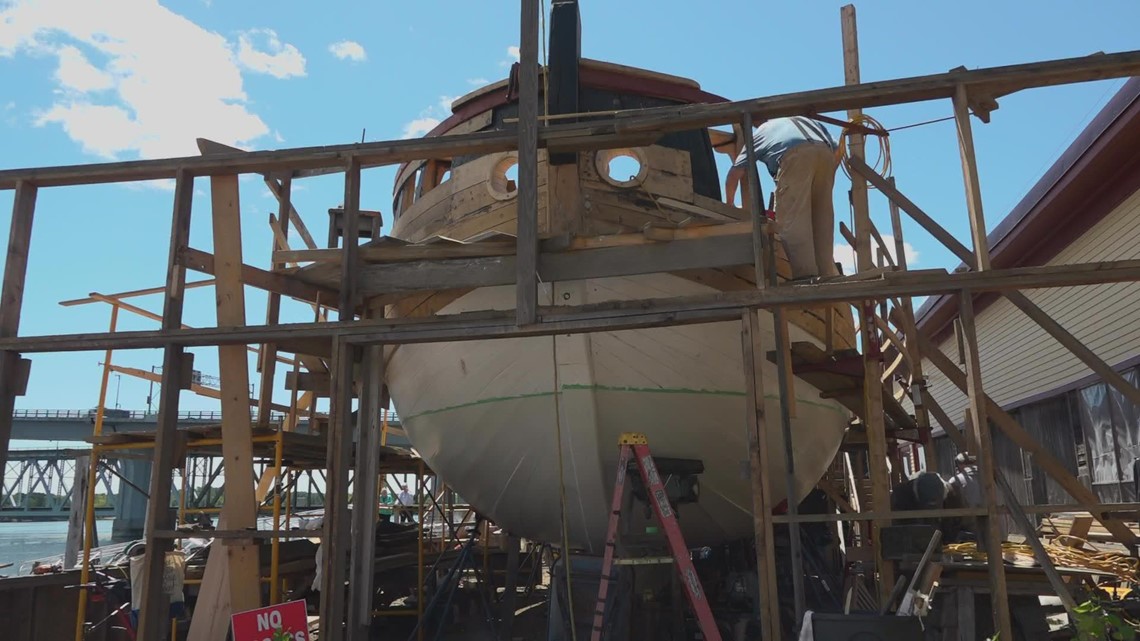 Replica of first ship built in Maine to launch in Bath ...