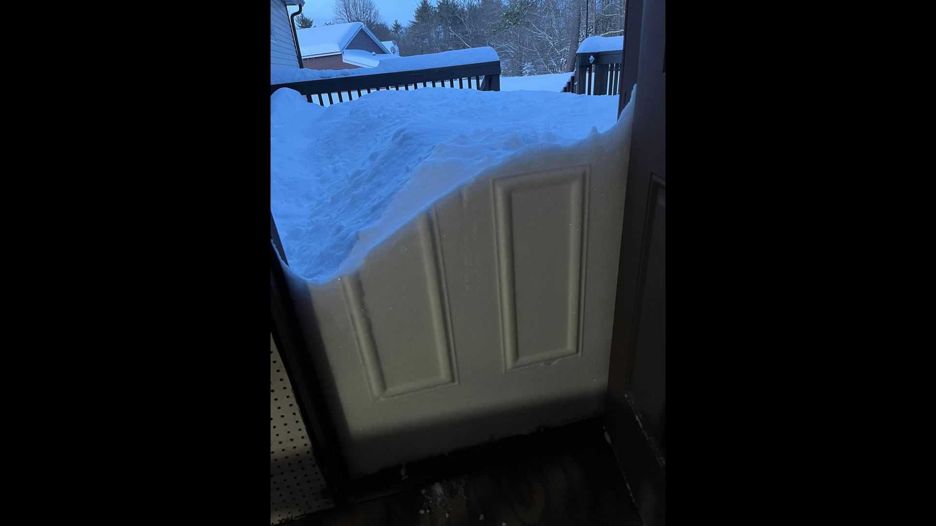 Spring storm leaves Maine coated in ice, buried in snow ...