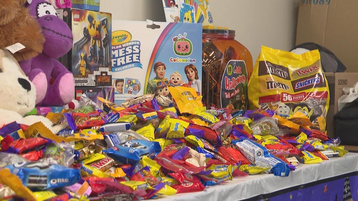 'Candy from a Cop' returns in Holden for Halloween | newscentermaine.com