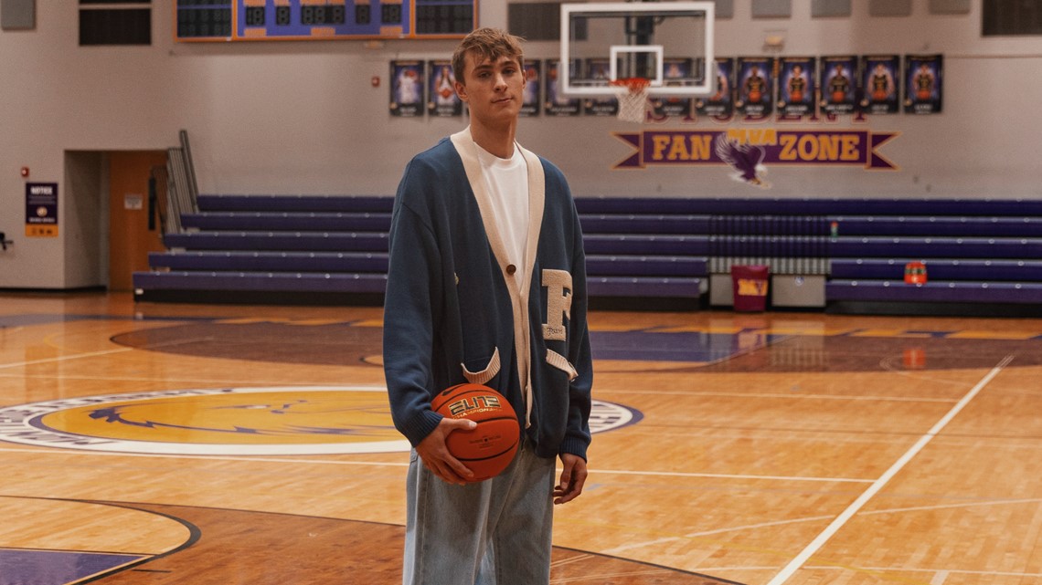 Flagg named Gatorade National Boys Basketball Player of the Year ...