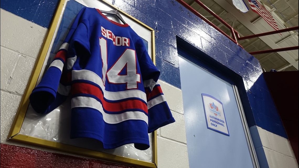 Maine hockey team praying for injured victim in mass shooting ...