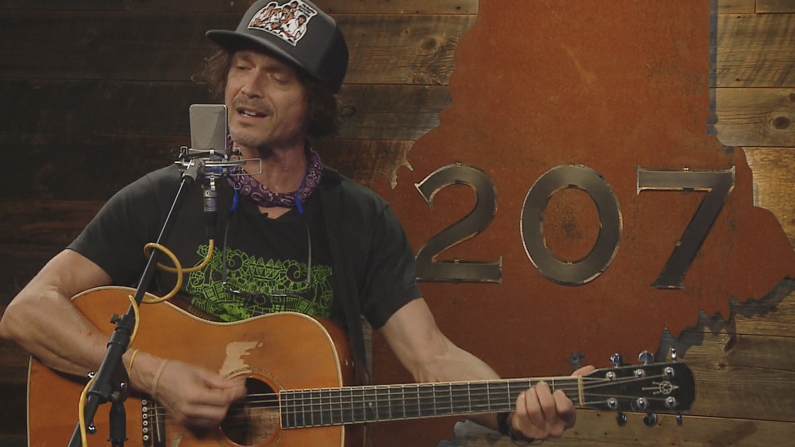 Eric Bettencourt performs summer shows in Maine | newscentermaine.com