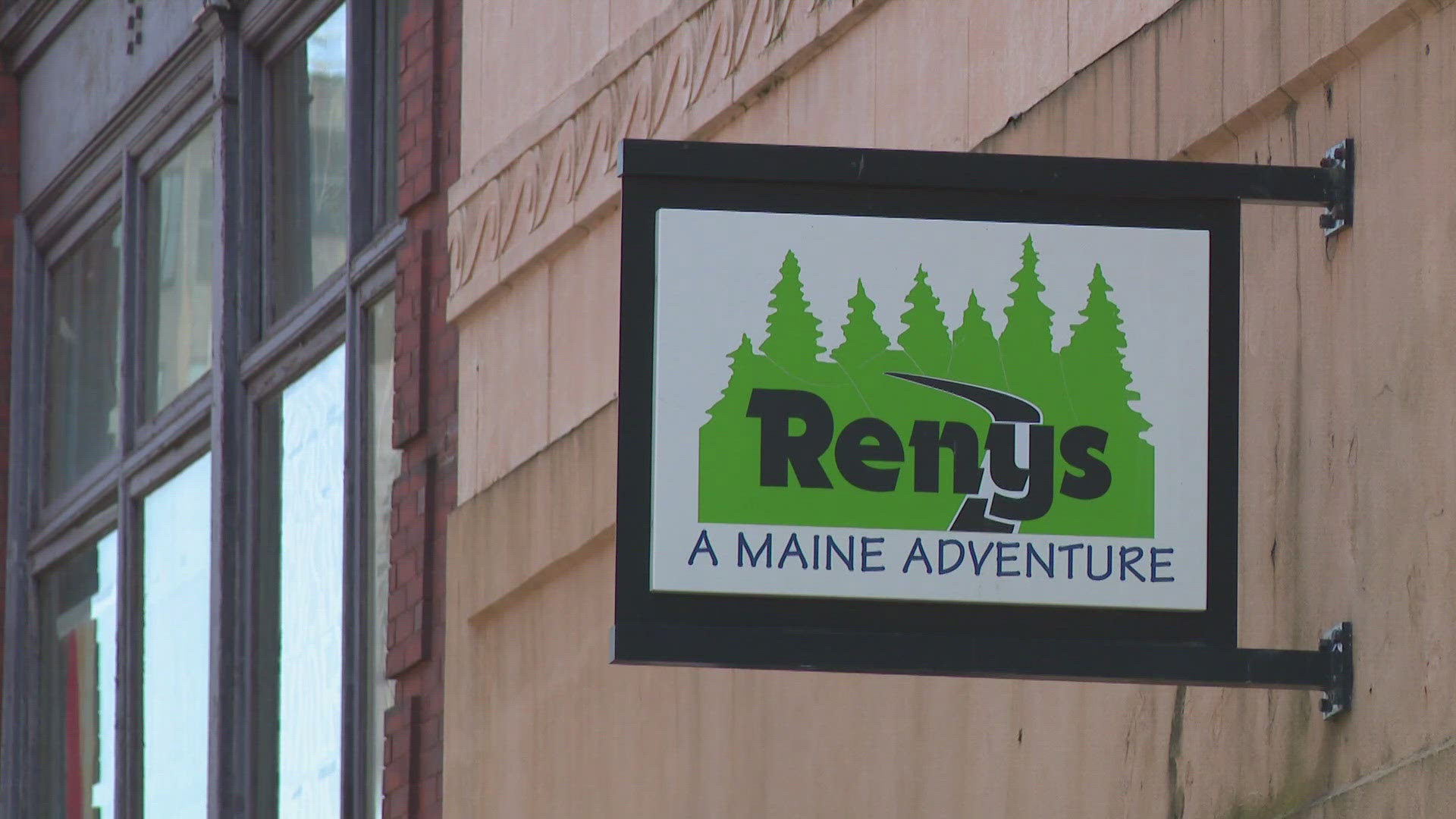 Renys in Portland has an official date when the store is closing for ...