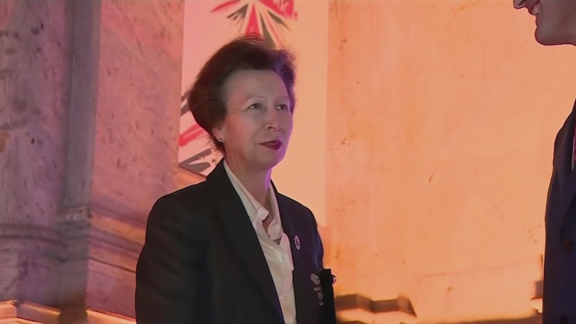 Buckingham Palace: Princess Anne injured in an ‘incident ...