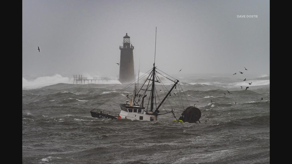 Maine photographers capture stunning images in big winter storm ...