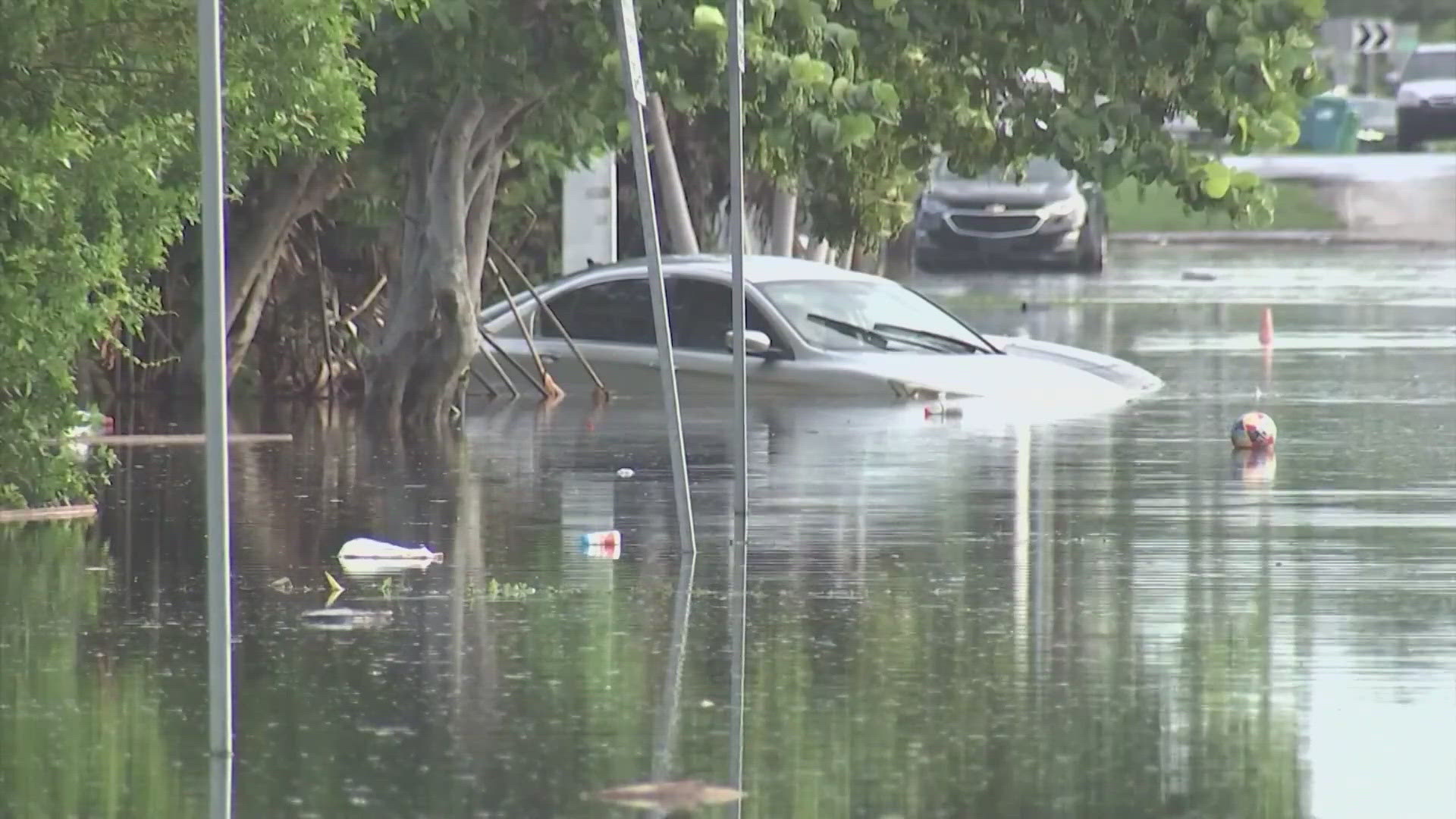 Florida battles severe flooding after deluge of rain with more on the ...