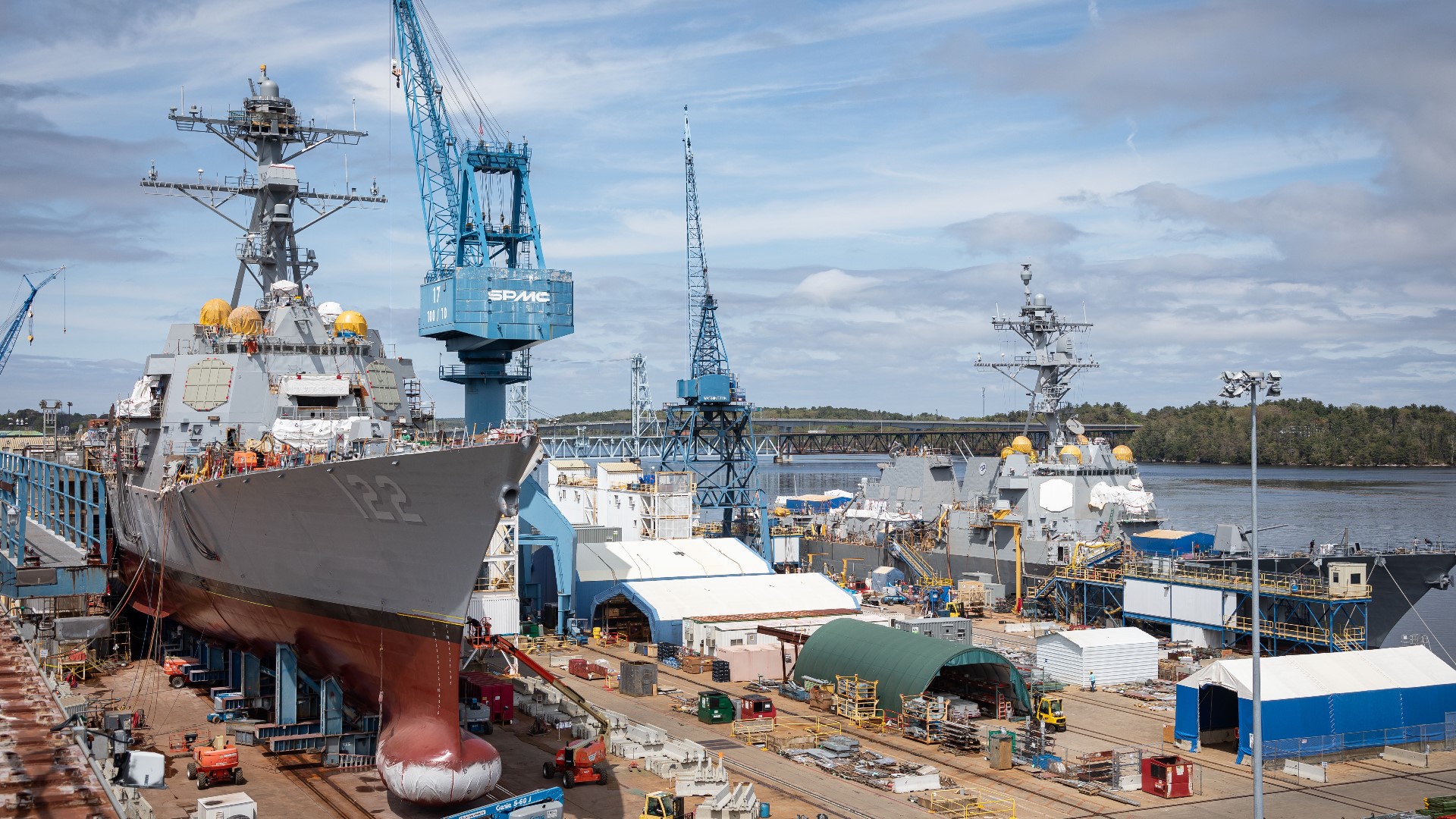 US Navy awards Bath Iron Works contract to build 3 destroyers | newscentermaine.com