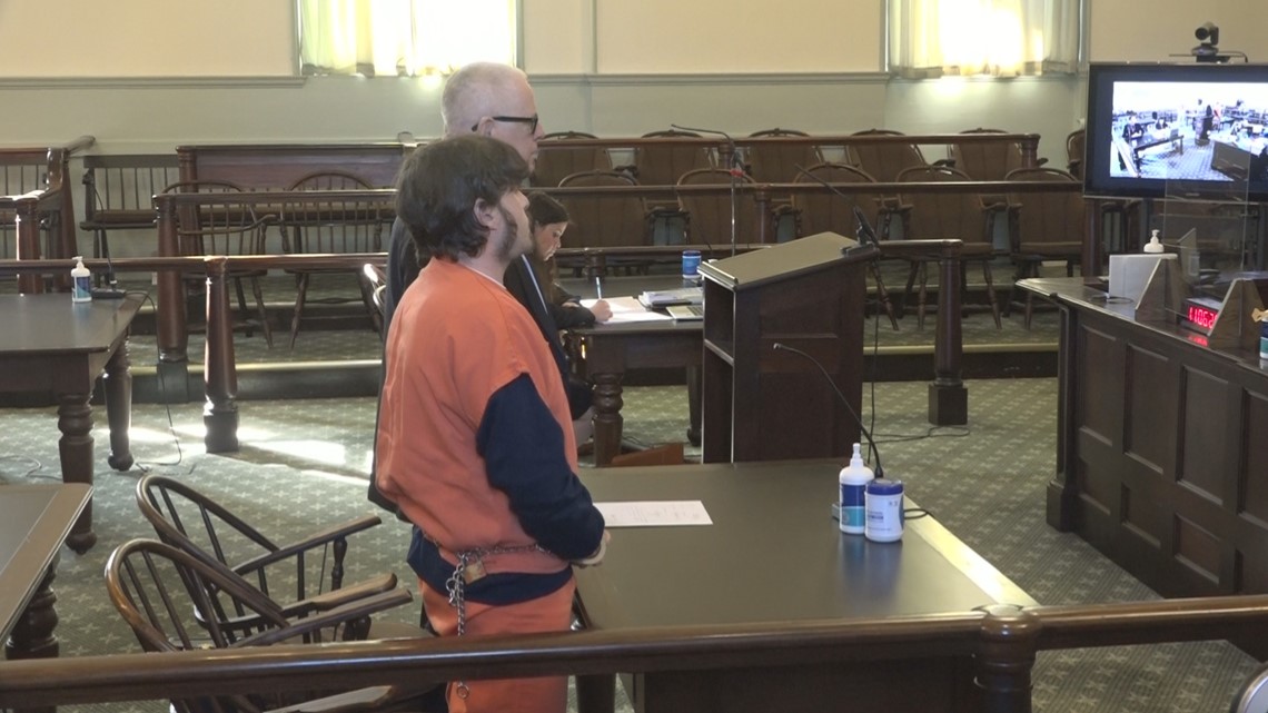 Edgecomb man pleads 'not guilty' for murder charge of 3-year-old ...