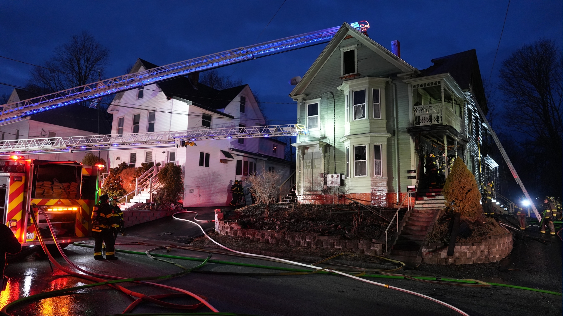 Major fire destroys 3 apartments in Westbrook | newscentermaine.com