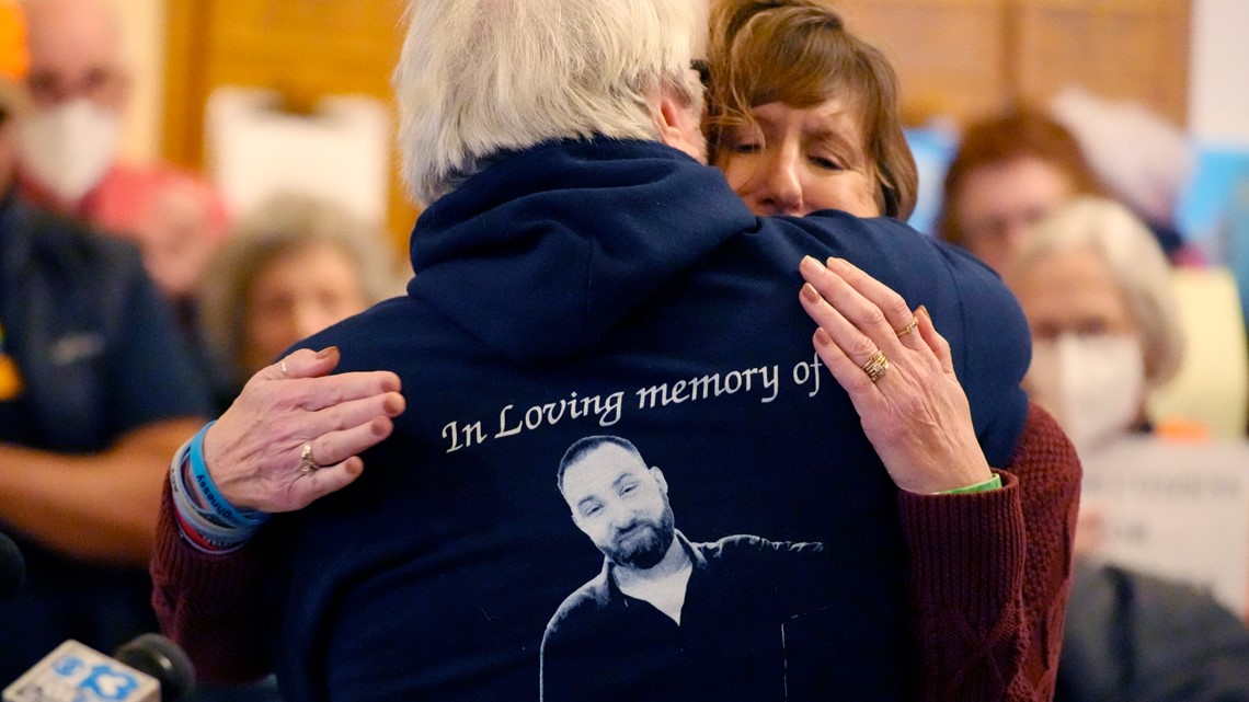 Gun restriction bills on tap in Maine Legislature after shooting ...