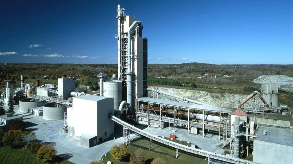 Feds find nearly 3 dozen violations at Thomaston cement company ...