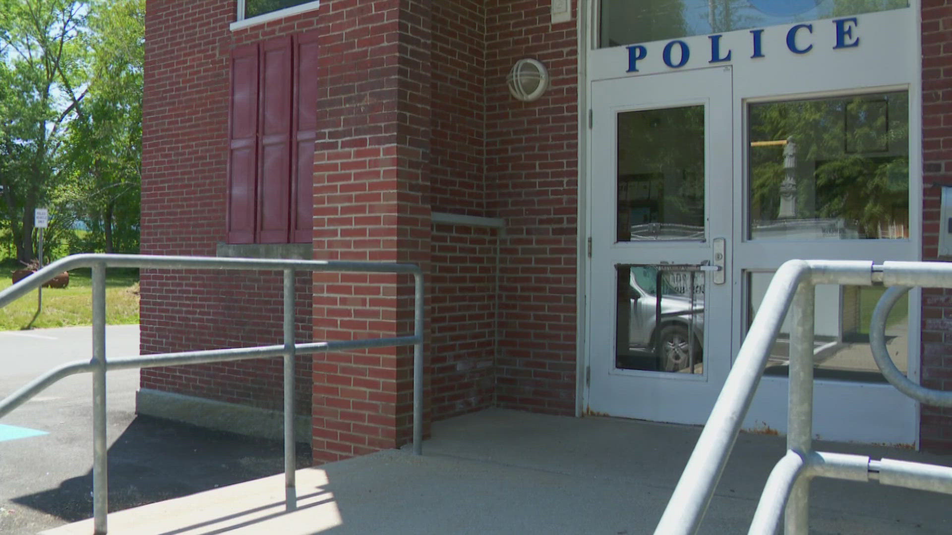 Winthrop police enforce teen curfew to ensure safety | newscentermaine.com